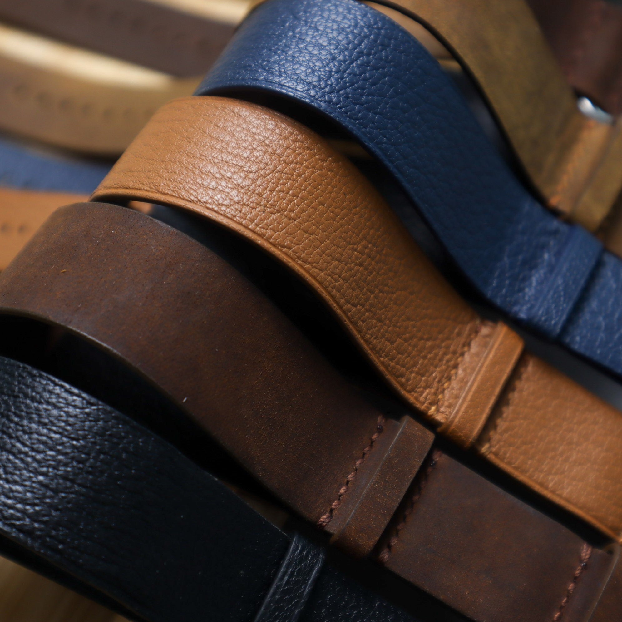Military Strap Designs - Straight vs Tapered vs Thin – Kairos Stitch